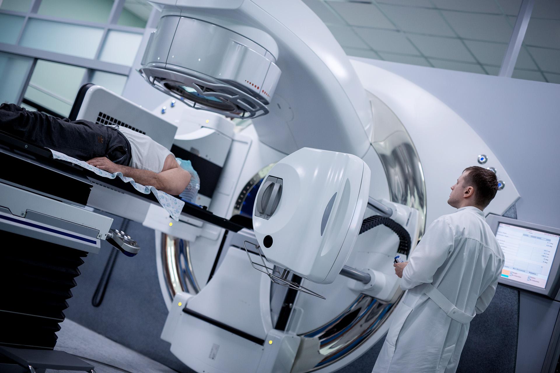 CyberKnife stereotactic radiosurgical treatment of benign and malignant ...